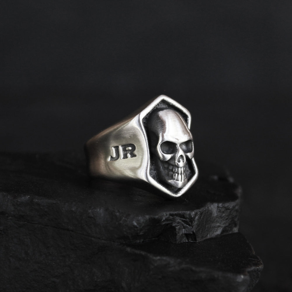 Johnny Reb | Skull Shield Ring - Silver